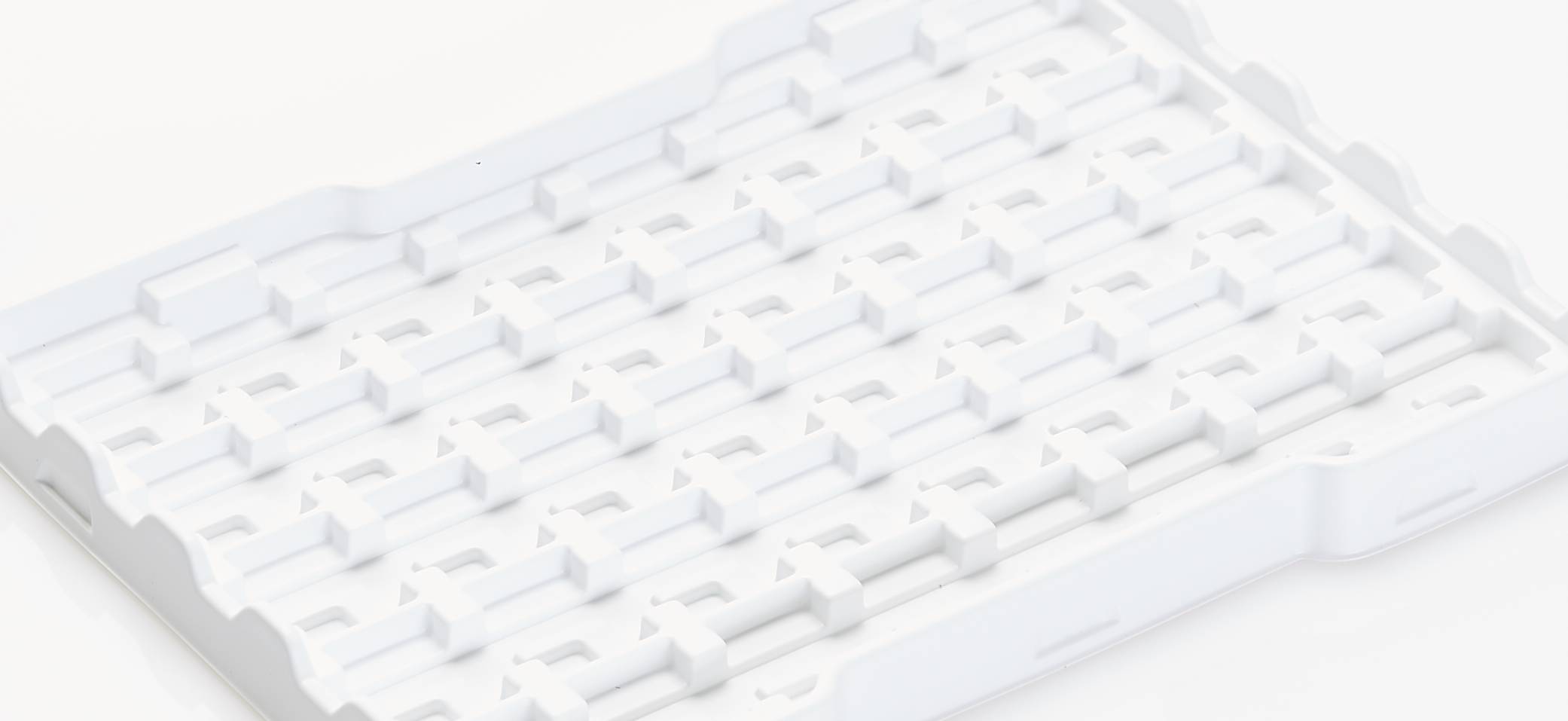 Customised thermoformed box, luxury cosmetics, manufacturer